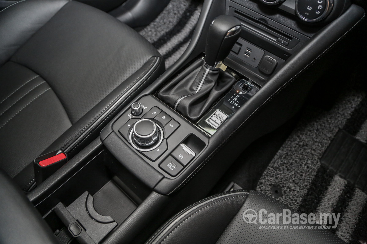 Mazda 3 Interior 2018 Malaysia | Cabinets Matttroy