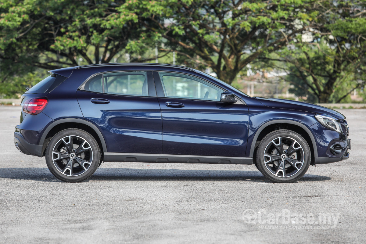 Mercedes-Benz GLA X156 Facelift (2017) Exterior Image #48195 in ...