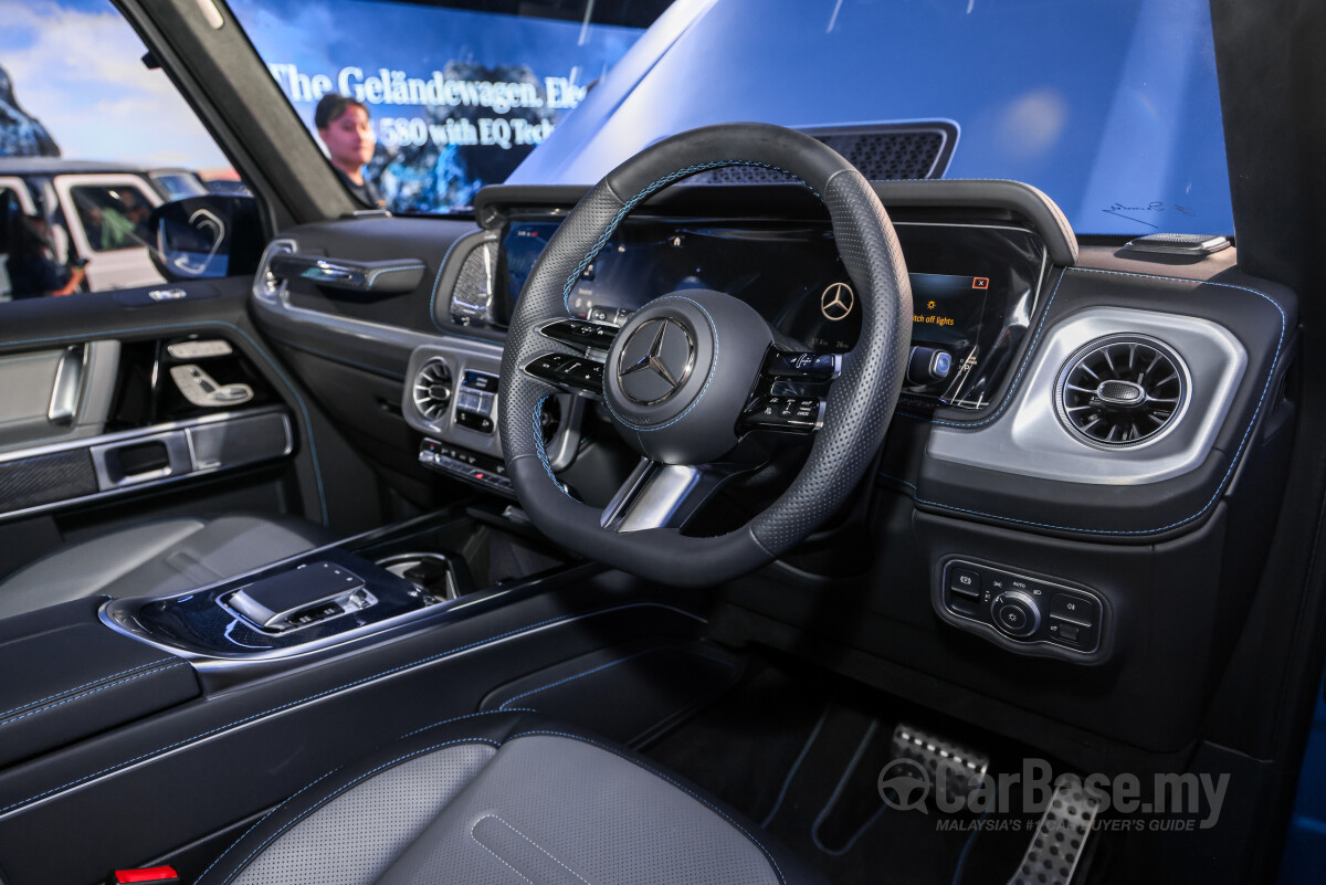 Mercedes-Benz G-Class N465 (2025) Interior Image #172756 in Malaysia ...
