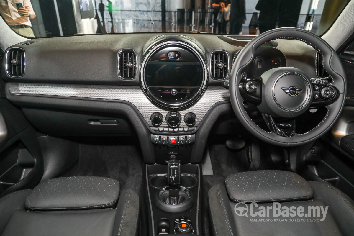 MINI Countryman F60 LCI (2021) Interior Image #75322 in Malaysia ...