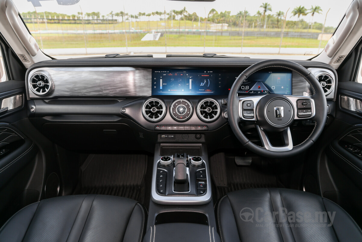 GWM Tank 300 Mk1 (2024) Interior Image #144671 in Malaysia - Reviews ...